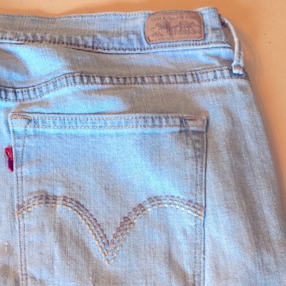 Levi's | Jeans | Levis Jean Capris Size 2 Light Blue | Poshmark